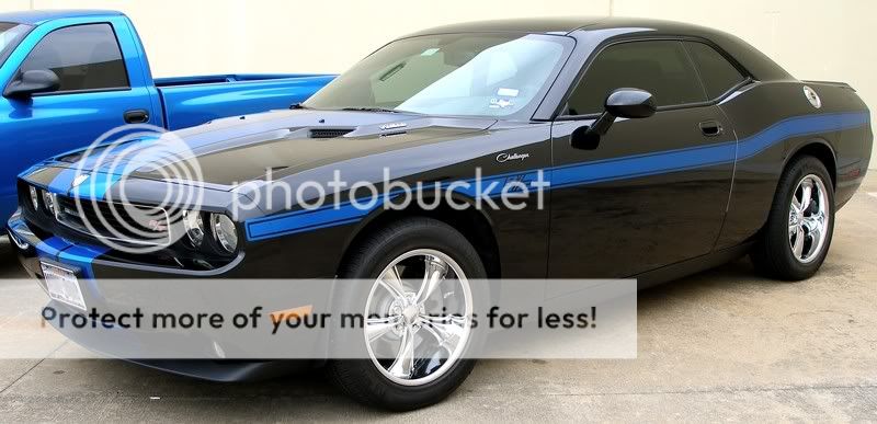 Red Graphics on a Black Chally | Dodge Challenger Forum