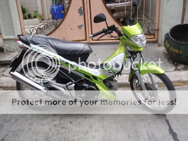 ...baguhan po galing cavite... xrm 125 rs green =) | Motorcycle Philippines