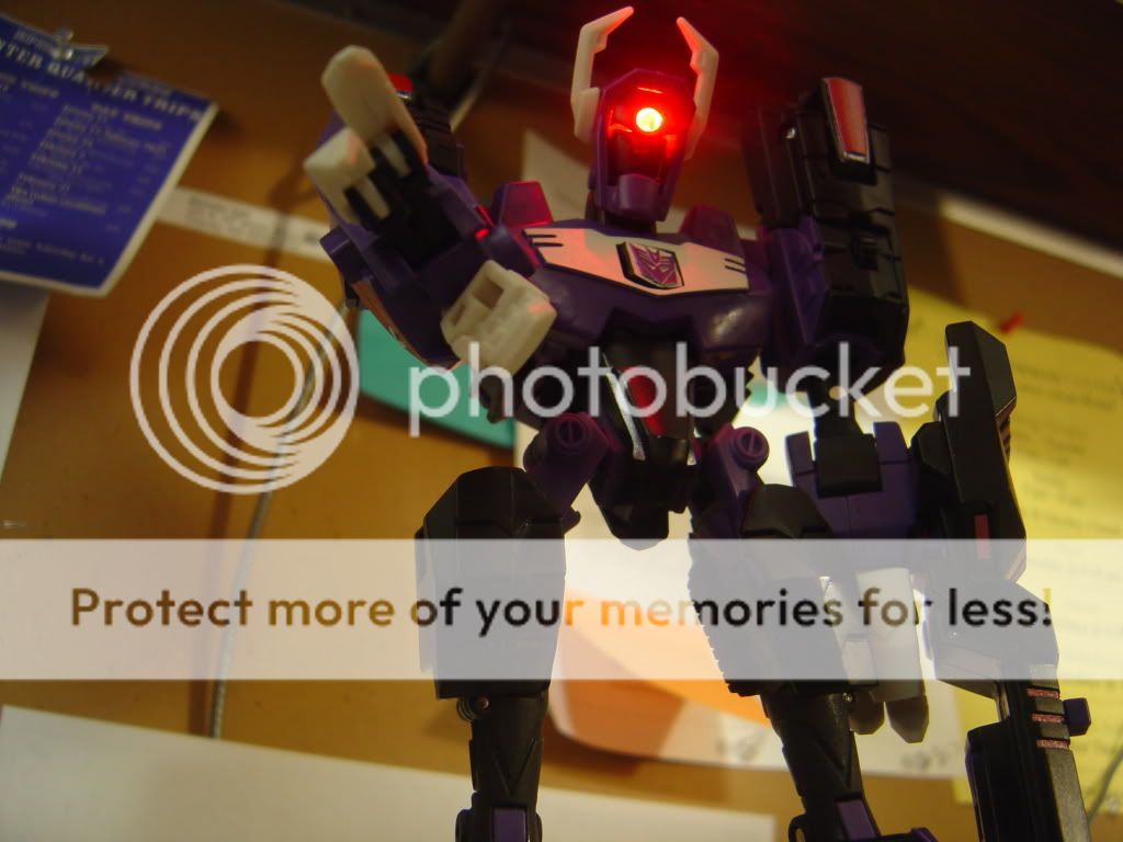 New Images of Target Exclusive Purple Transformers Animated Shockwave ...